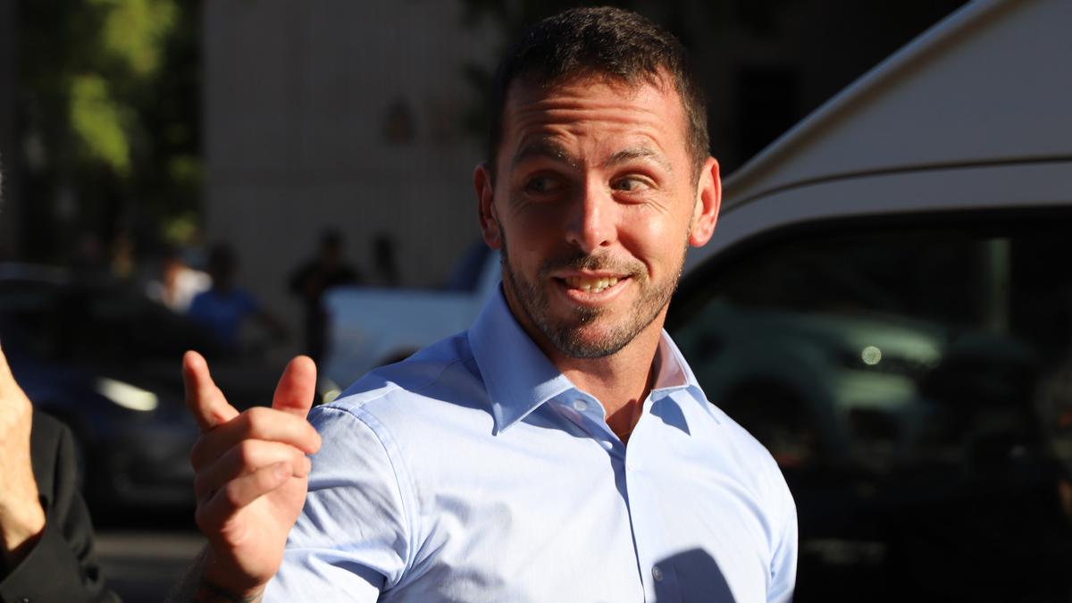 Zachary Rolfe: Police officer’s text messages under the spotlight in ...