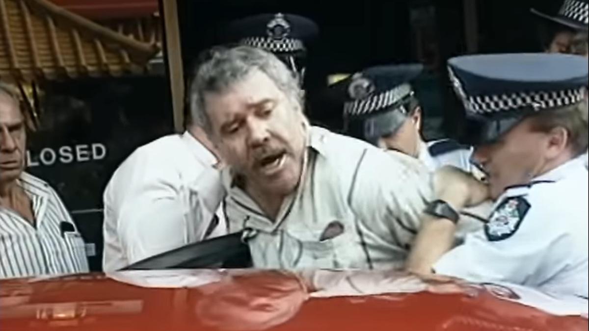 Seven reporter Chris Reason meets with Democracy Manifest meme man Jack ...