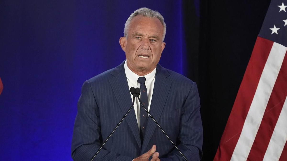 Robert F Kennedy Jr suspends US presidential campaign and backs ...