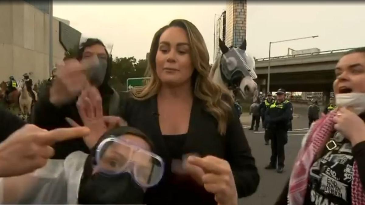 Melbourne protest: 7NEWS reporter Teegan Dolling assaulted live on air ...