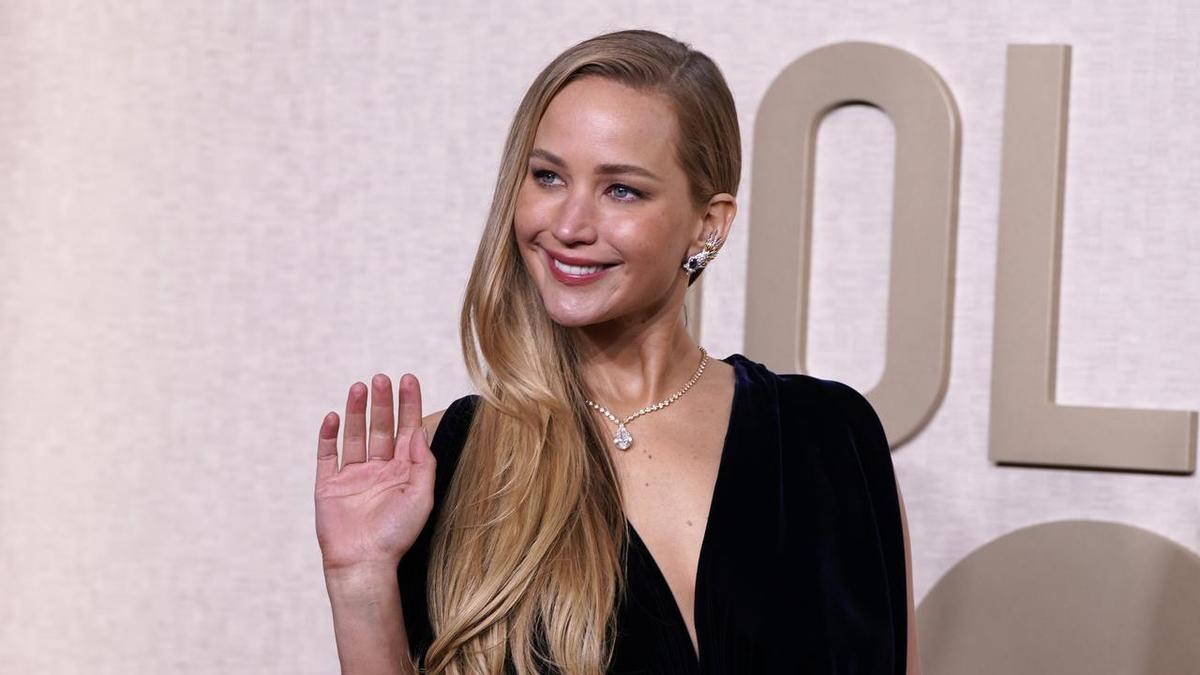 Jennifer Lawrence: Hollywood superstar announces pregnancy with second ...