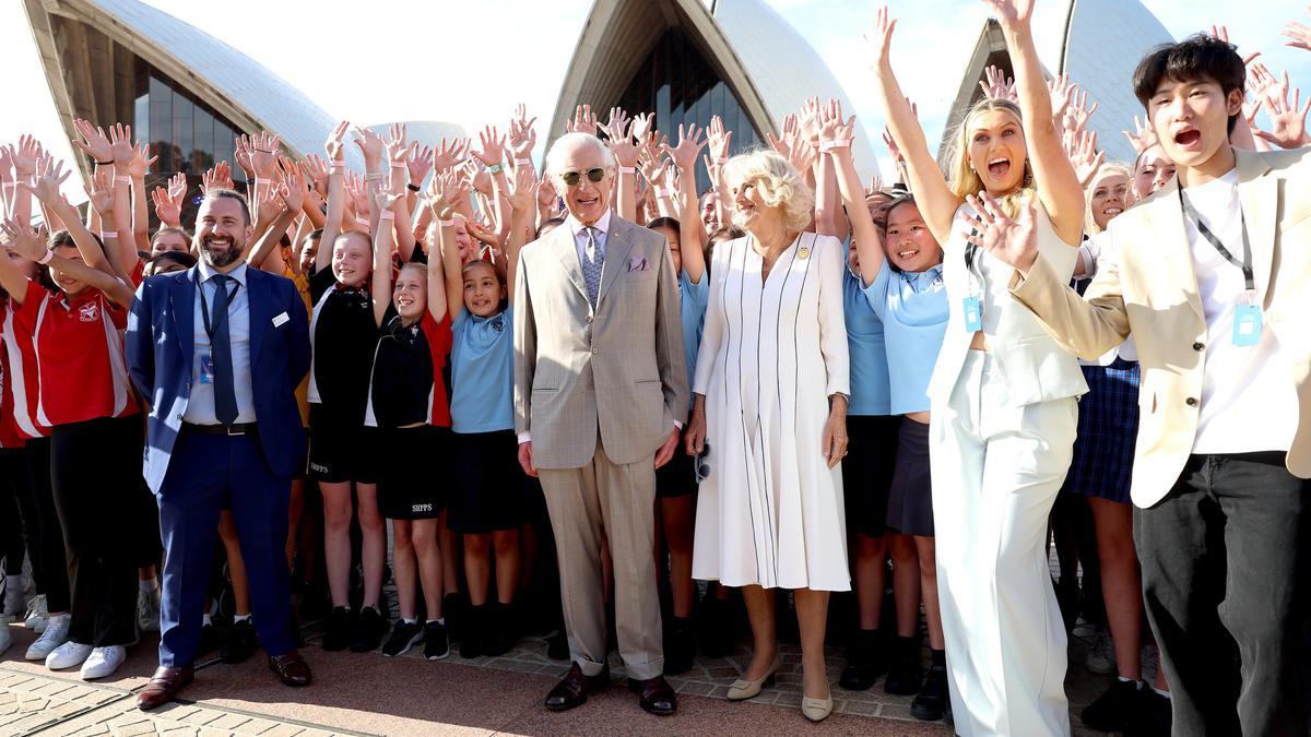 King Charles III, Queen Camilla thrill thousands of Australians at the ...