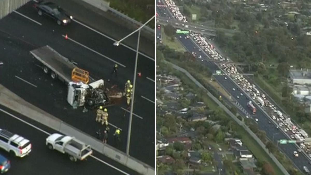 Monash Freeway: Traffic chaos after major truck crash causes heavy ...