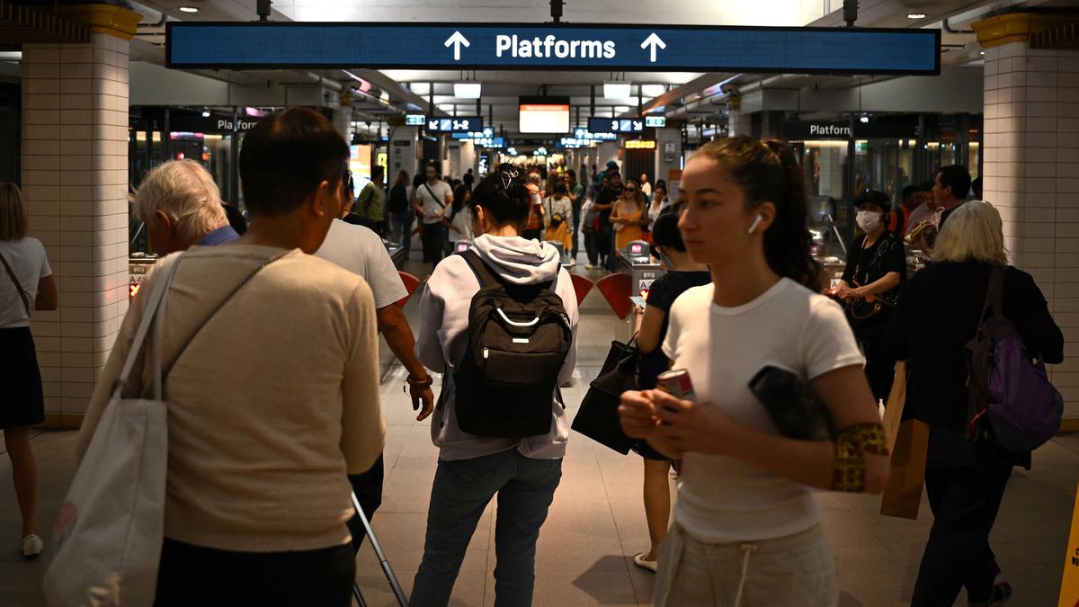 Sydney train strike: Commuter chaos as strike leaves every line and ...