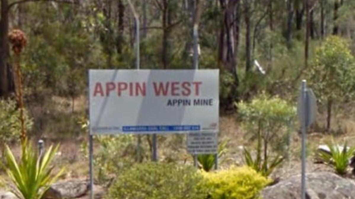 Sydney mine collapse: Three injured in explosion at Appin West Colliery ...