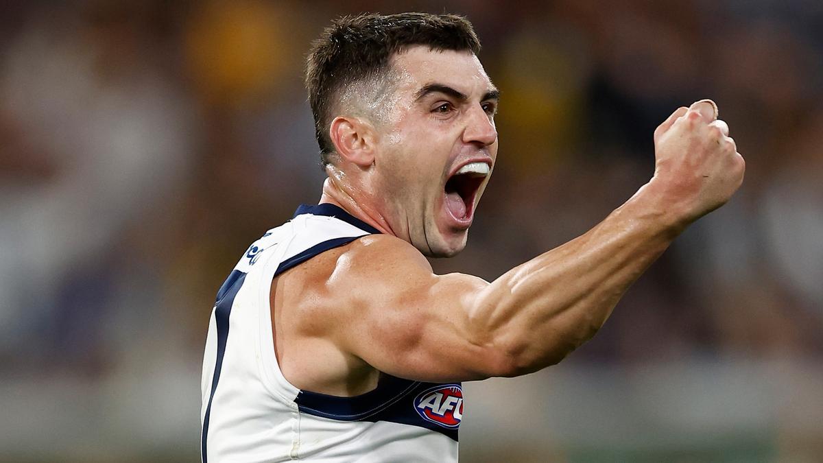 AFL: Geelong win Easter Monday thriller over Hawthorn in front of ...