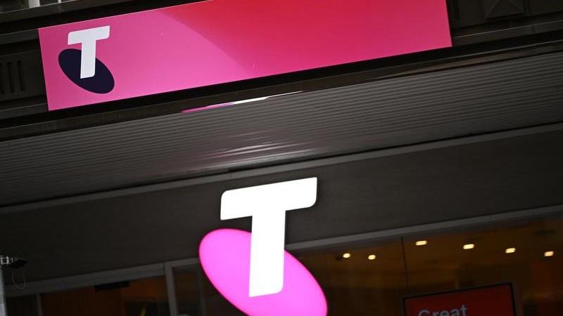 Telstra Big Pond email outage: Thousands of Australians locked out of ...