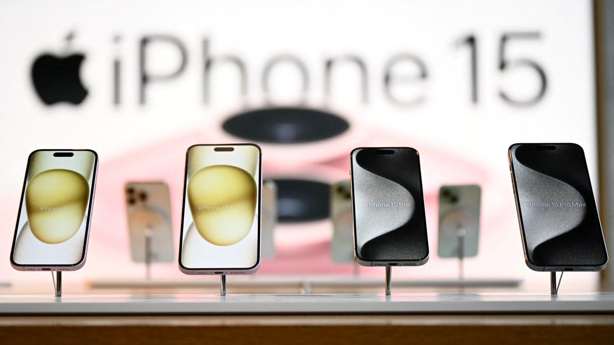 Apple changing way iPhone handles calls and messages with AI features ...