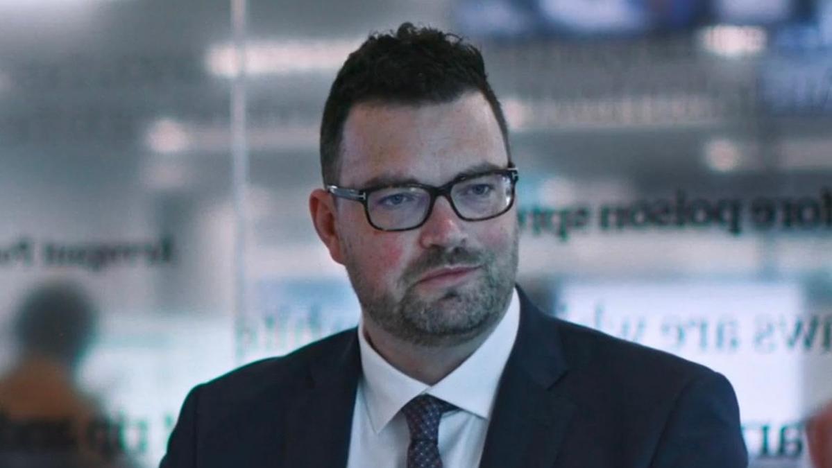 Bevan Shields: Sydney Morning Herald editor steps down, Jordan Baker ...