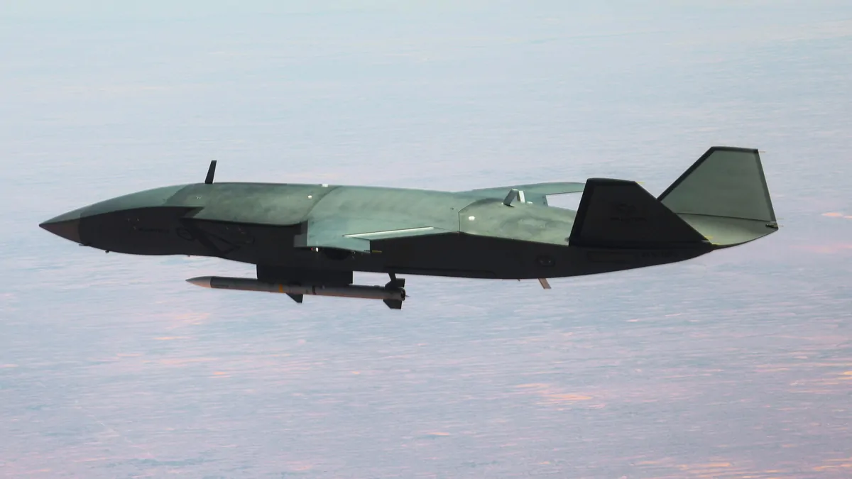 RAAF AI combat drone: Boeing’s Australian MQ-28 Ghost Bat export likely ...